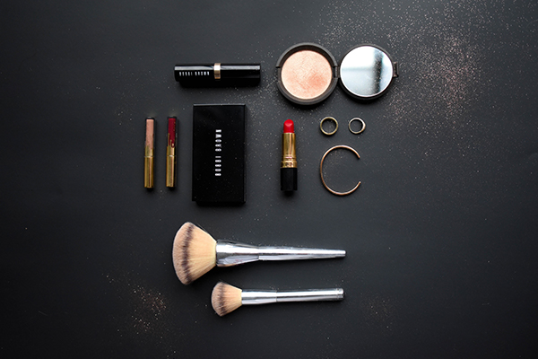 7 Easy Flat Lay Tips For New Photographers (Sample Photos)