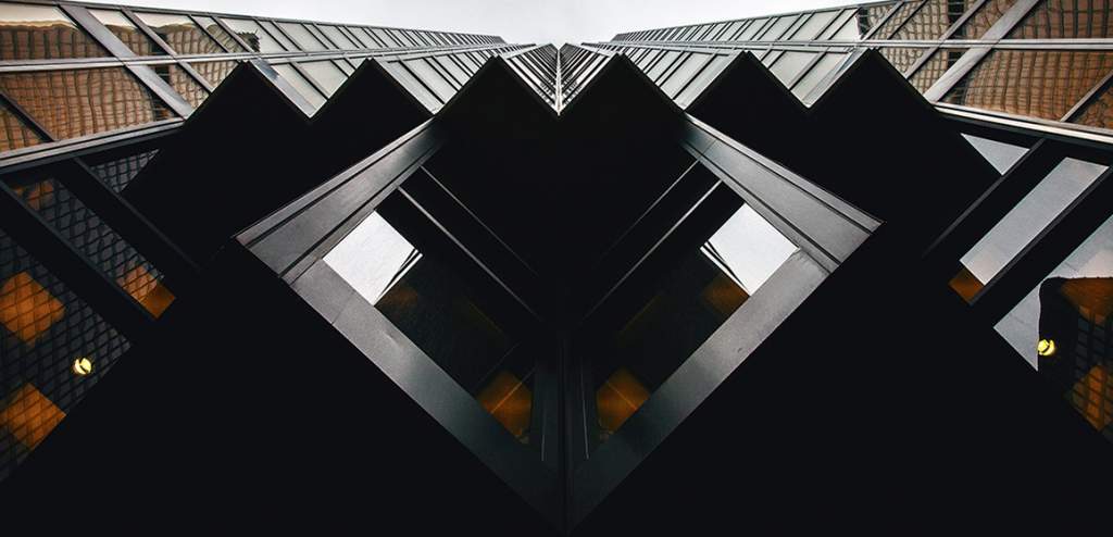 Balance in Photography | Symmetrical, Asymmetrical & Radial Balance ...