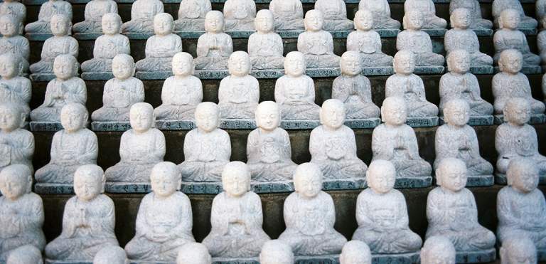 How to Use Repetition & Patterns in Photography - Focus Camera